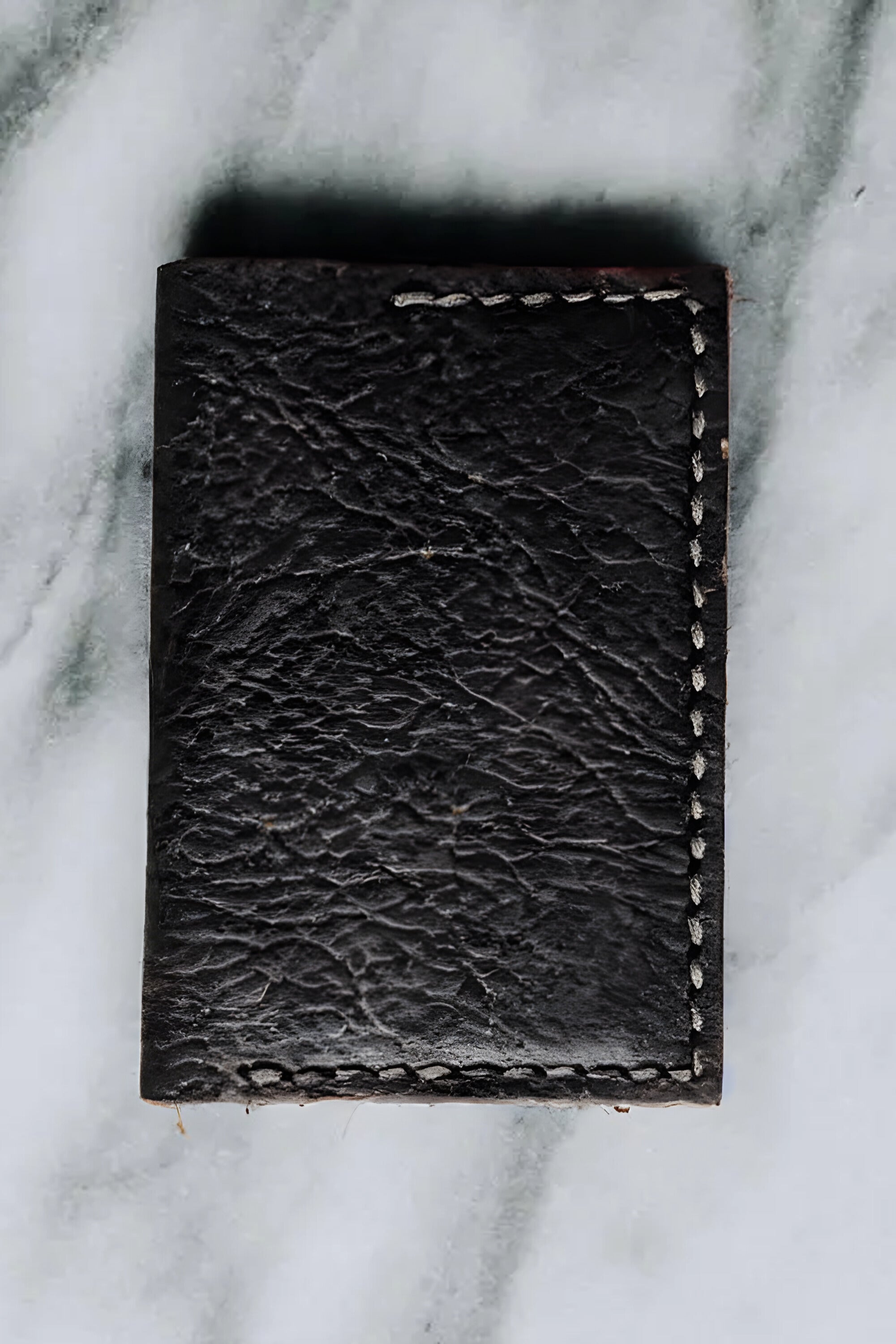 WEATHER & STORY | Half Fold Pebbled Wallet | Black – folcland